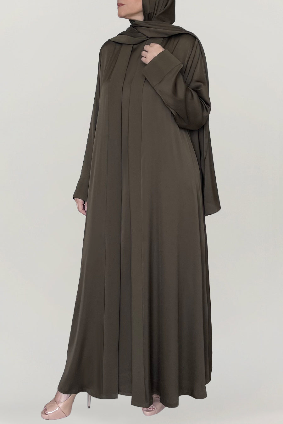 Classy Khaki Silk Abaya - Soufeya - thowby ثـوبي
